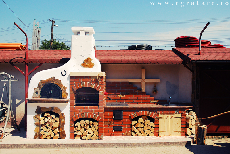 Gratar de gradina rustic-Bucataria lui Trian